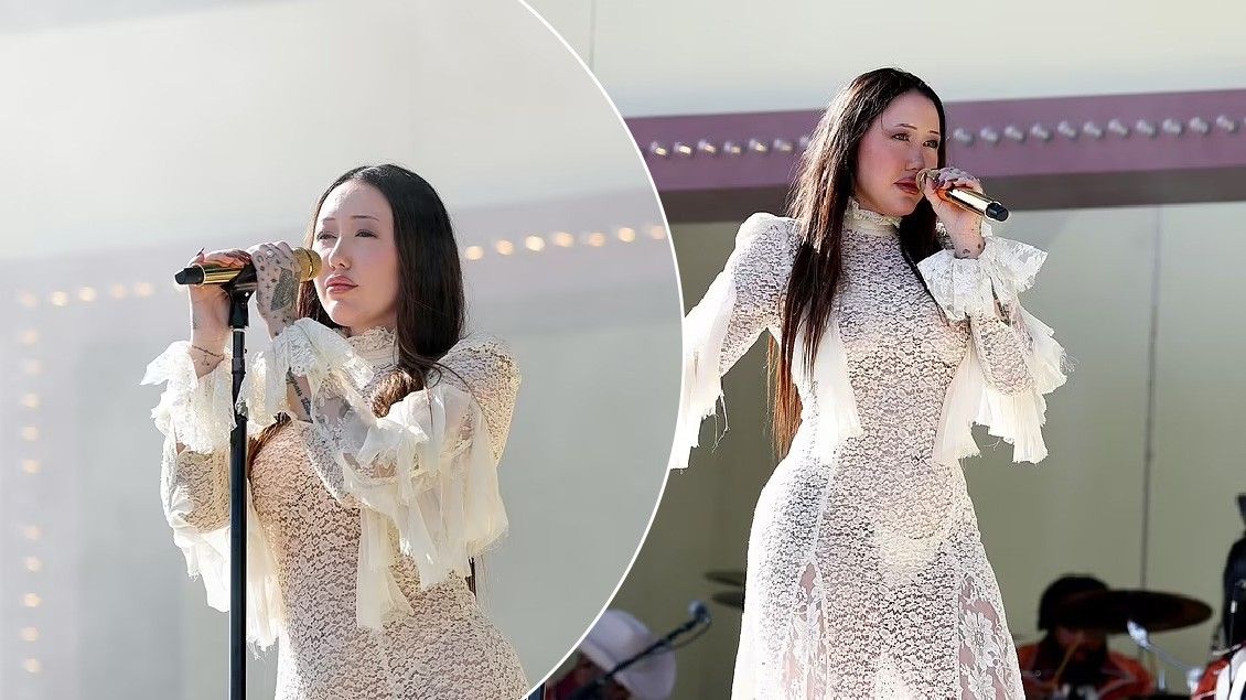 Noah Cyrus stuns at Coachella with a bold performance - Telegraph ...