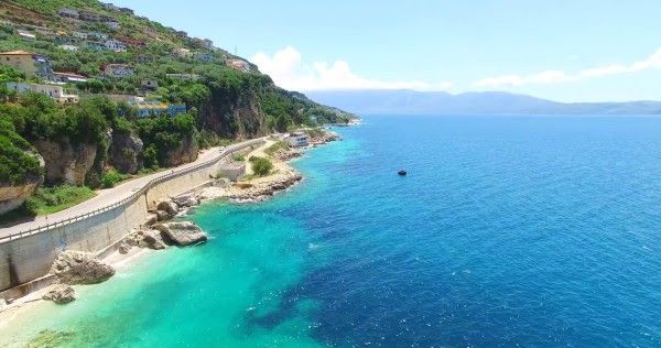 Turizmi në Shqipëri, pritet numër rekord vizitorësh por kërkohen ...