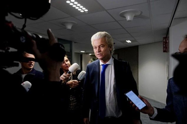 Dutch government falls, right-wing party leader leaves coalition ...