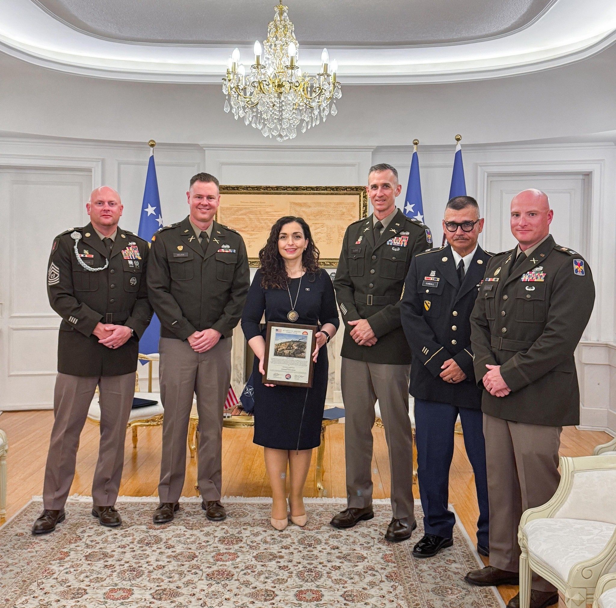 Osmani presents Presidential Citation to the outgoing commander of American KFOR - Telegraph ...