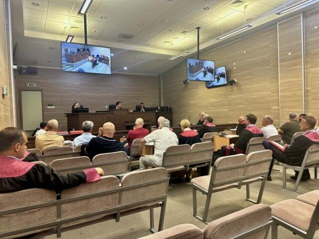 Agim Çeku dhe 9 të tjerë dënohen me nga 1 vit burgim në rastin ...