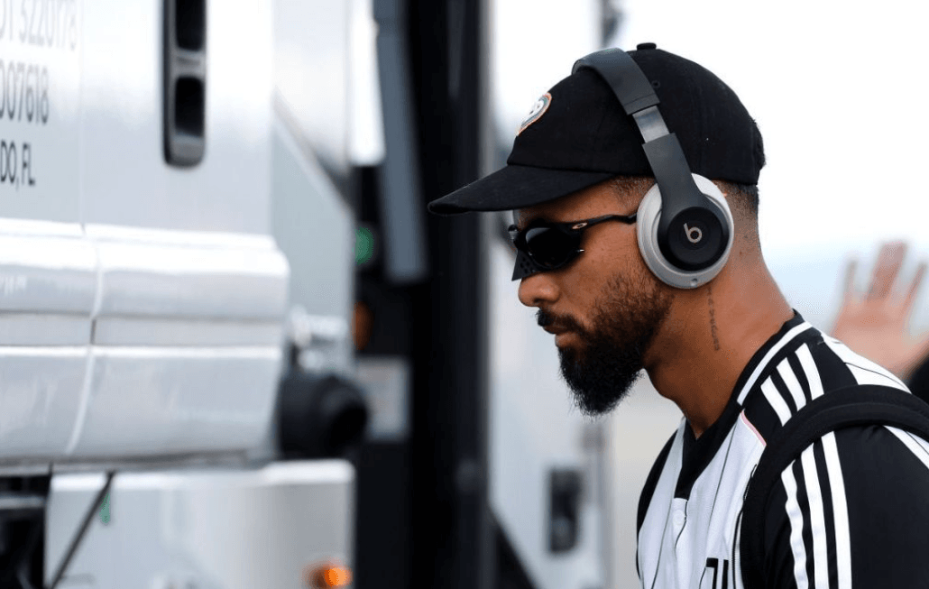 Douglas Luiz "disappears" from training - Juventus ready to take action ...