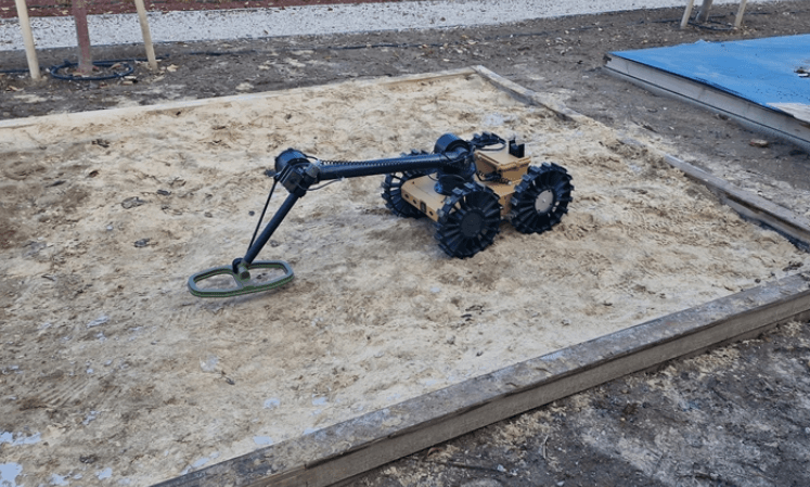 Turkey introduces intelligent mine detection robot - Telegraph - Telegraph