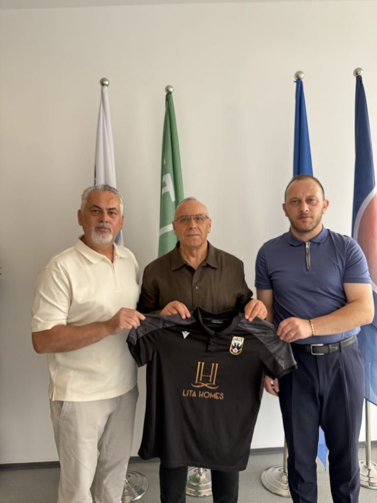 Takim i rëndësishëm në FFK: Agim Ademi mirëpret përfaqësuesit e klubit ...