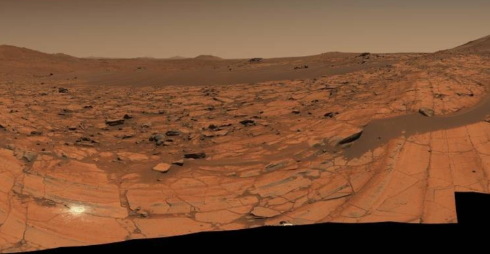 NASA releases clearest image of Mars yet - the details are incredible ...