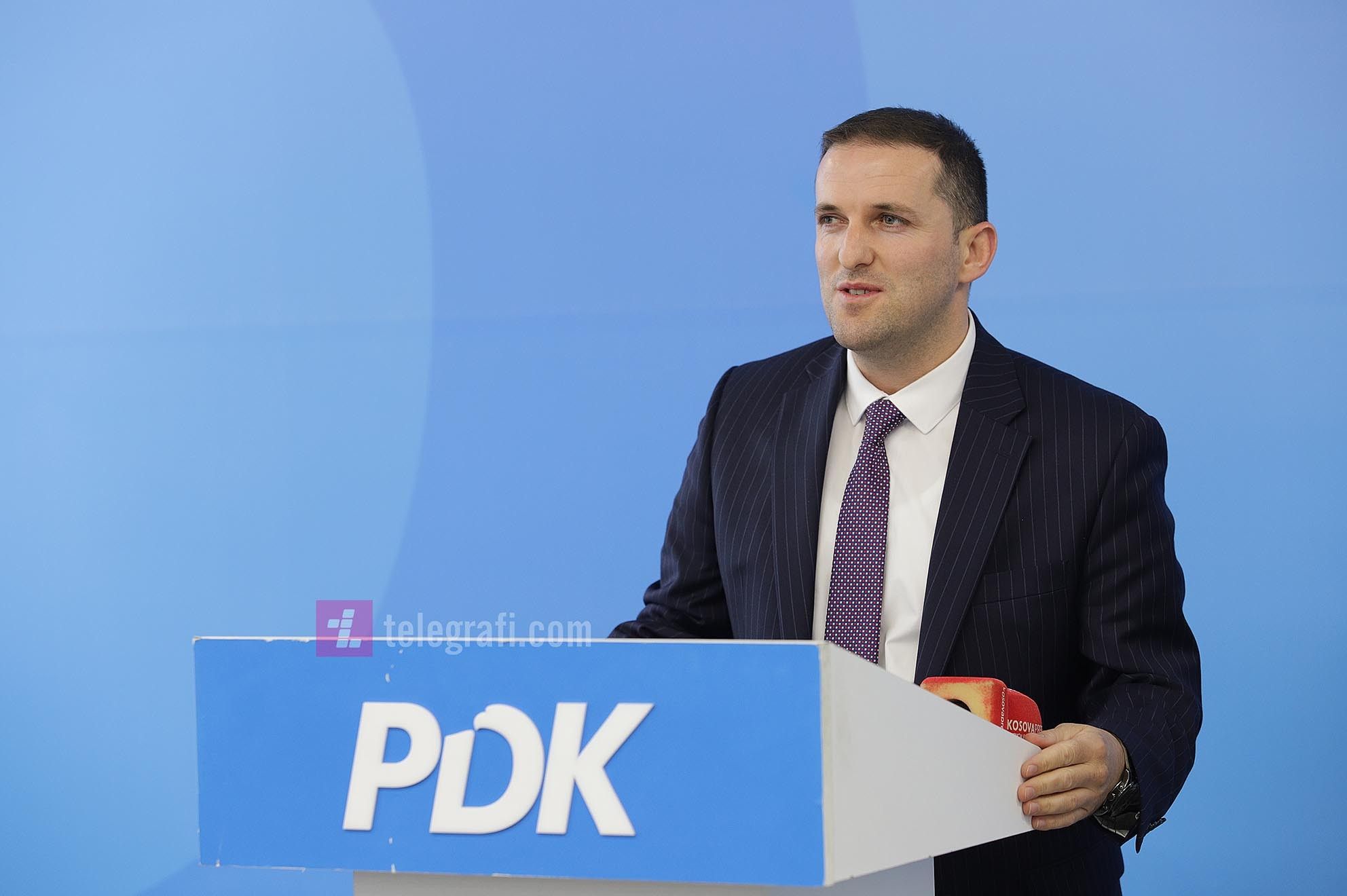 Aktgjykimi i Gjykatës Kushtetuese, Fetahu nga PDK: Kosova ka Kushtetutë ...