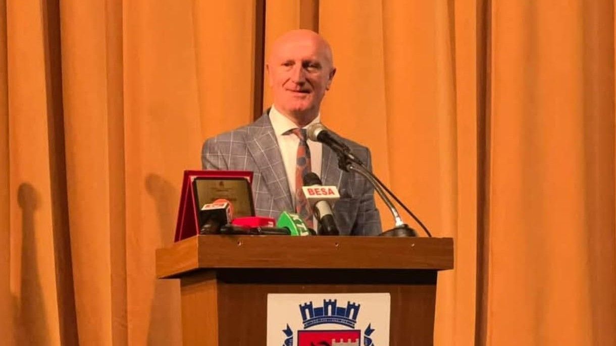 Dr. Afrim Avdaj tërhiqet nga gara për drejtor të Spitalit të Prizrenit ...